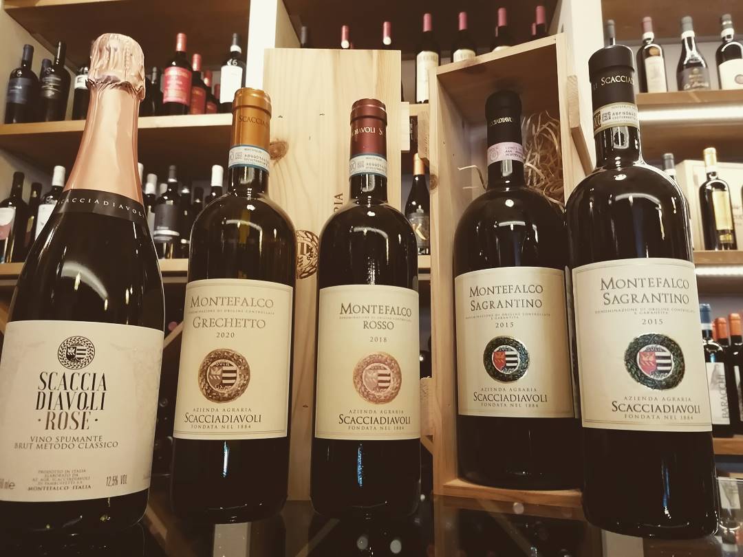 Vintage - Enoteca con cucina | Marche travelling